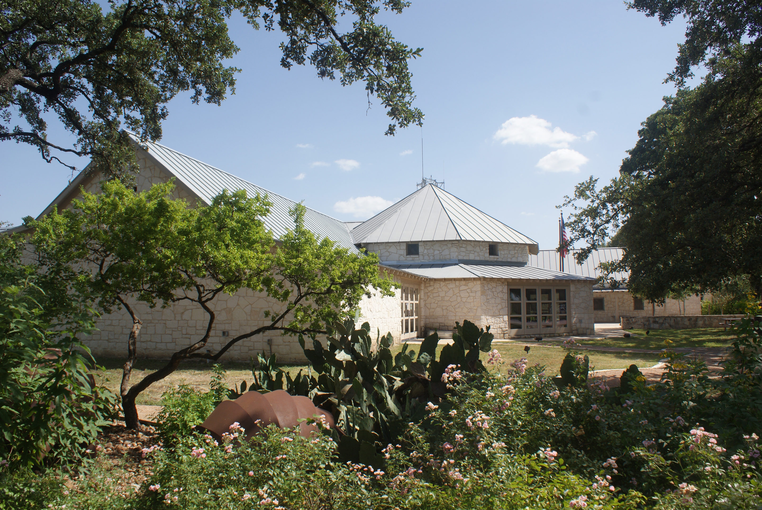 Helotes City Hall – Derrick Architects